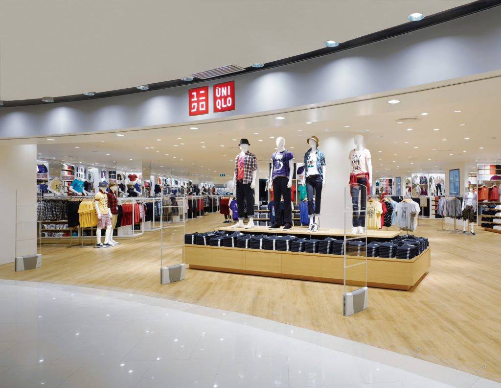 ASI ES LA EXPERIENCIA DE COMPRA CON CHECK OUT AUTOMÁTICO EN UNIQLO ...